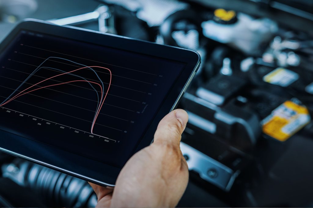 4 Elementos Clave para Entender ECU, PCM y ECM en Tu Coche
